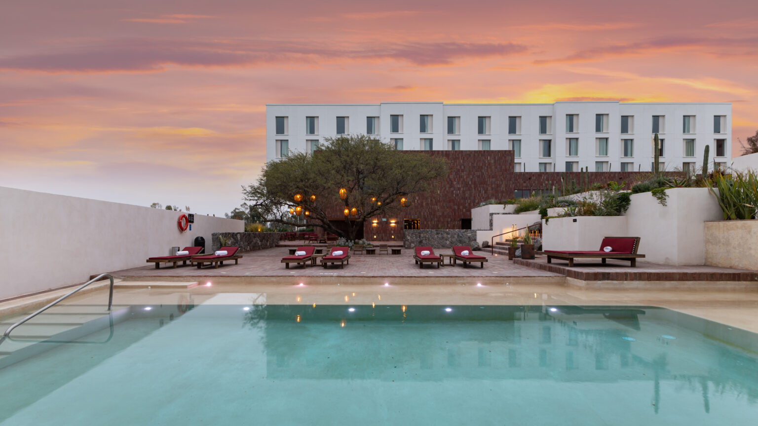 HOTEL ALBOR SAN MIGUEL DE ALLENDE,TAPESTRY COLLECTION BY HILTON ...